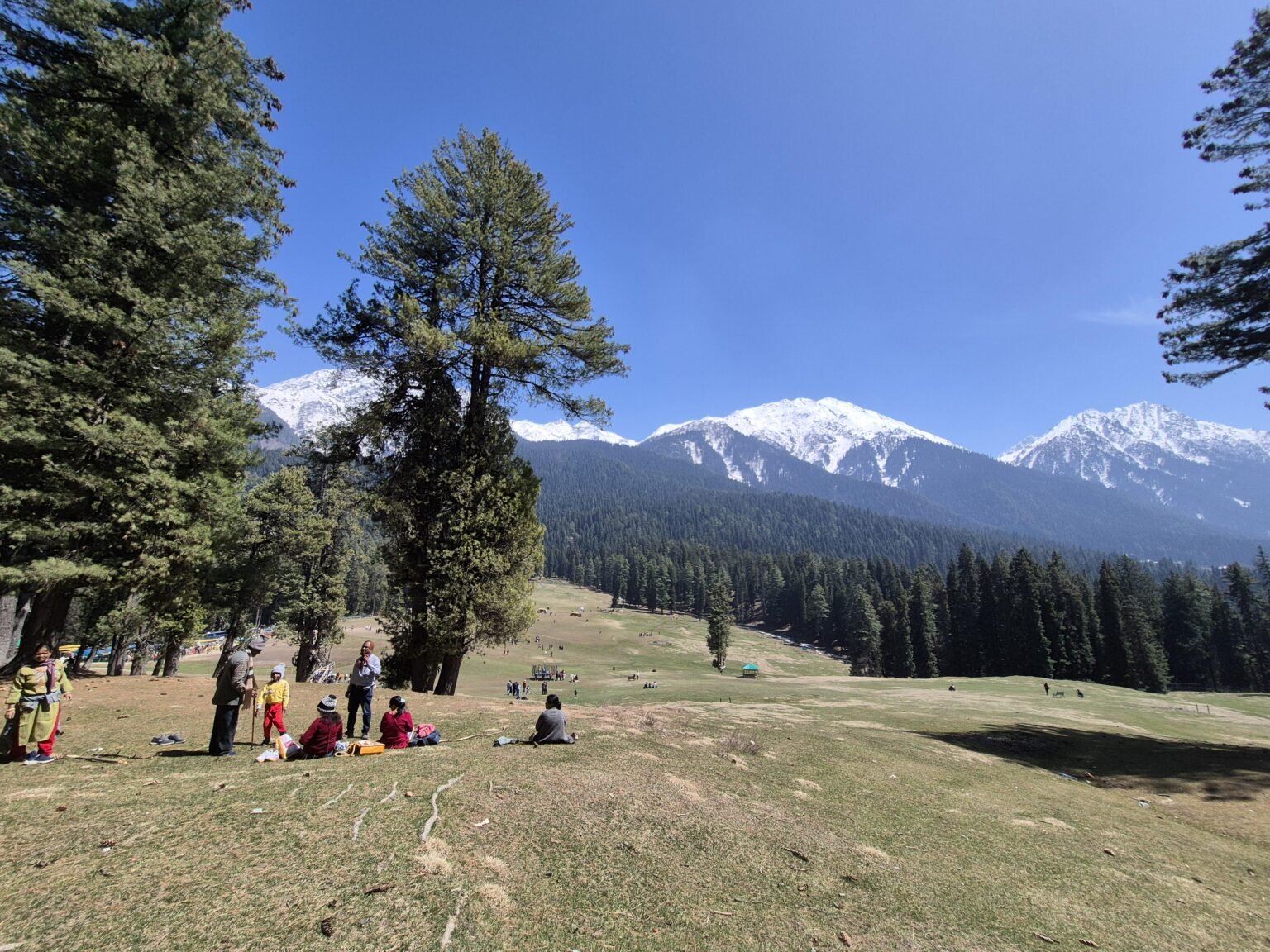 A Place That Doesn’t Shout, Only Stays - %sitePahalgam: Kashmir’s ...